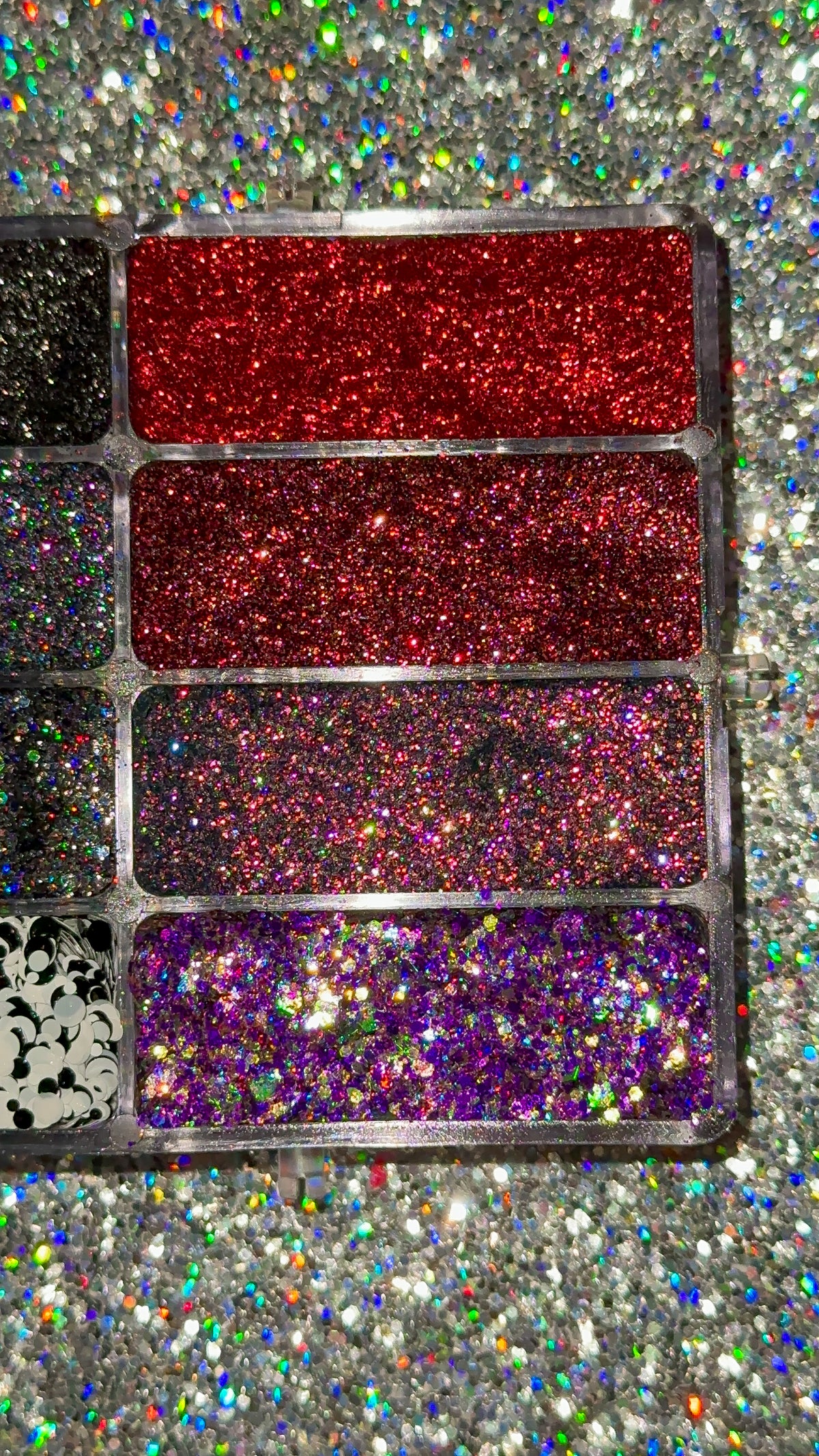 Slayfire Cosmetics Diamond Skin Glitter Palette